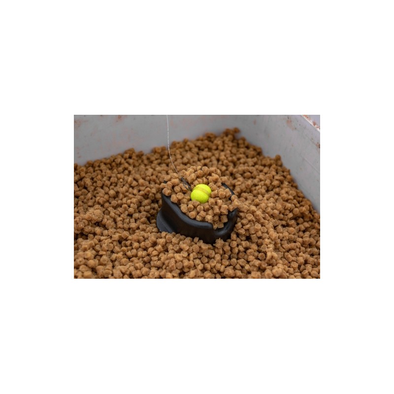 Preston ICS In-Line Dura Flat Method Feeder