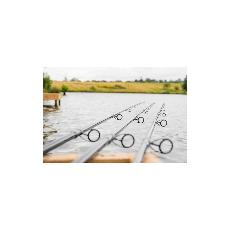 Preston Monster Xtreme Distance Feeder Rod